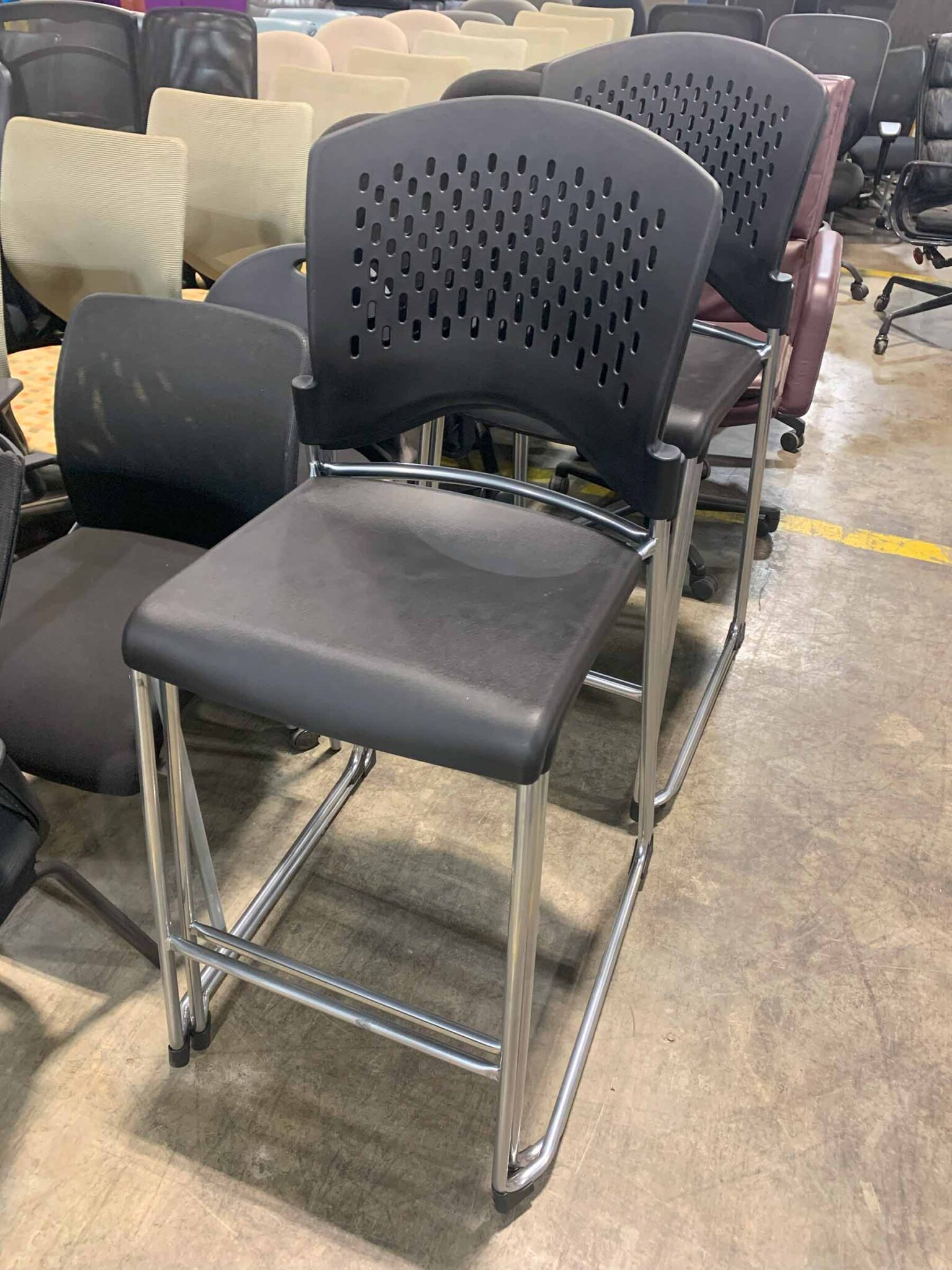 Armless Bar Stool | Capital Furniture