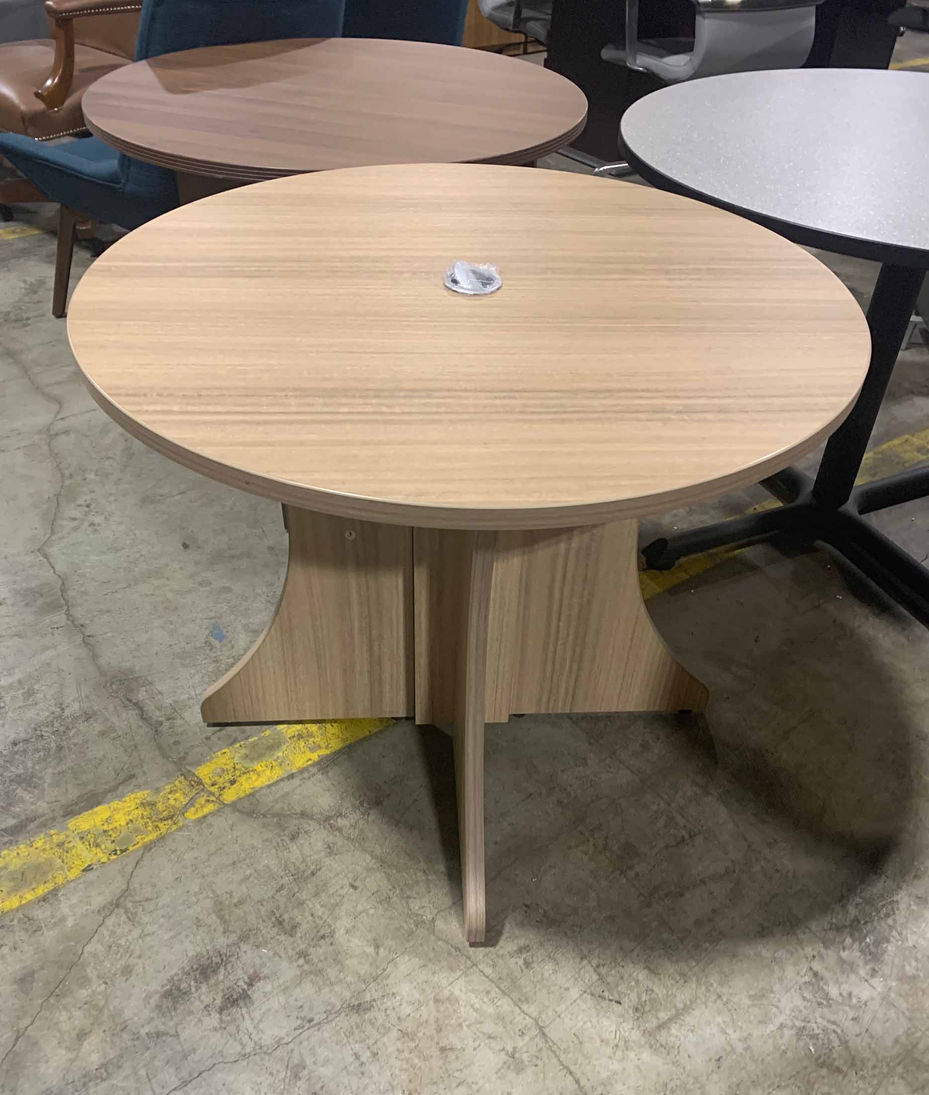 Corp Design Meeting Table | Capital Furniture