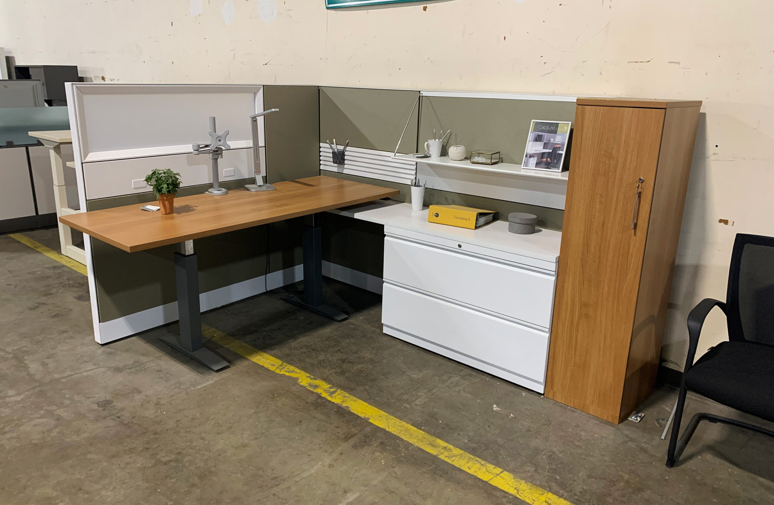 Trendway Workstation | Capital Furniture